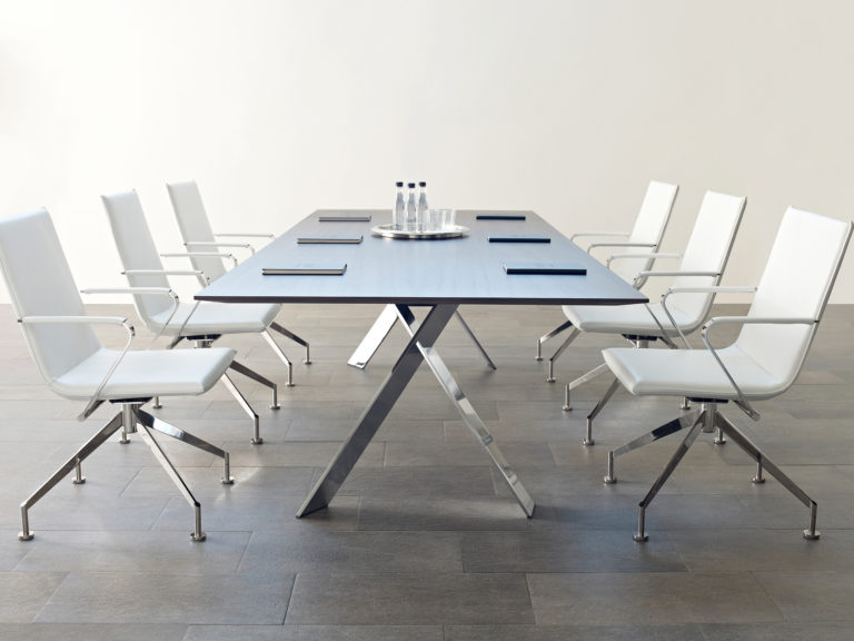 Rectangular Chrome Conference Table - Ambience Doré