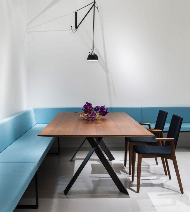 Contemporary Wood Metal Table - Ambience Doré