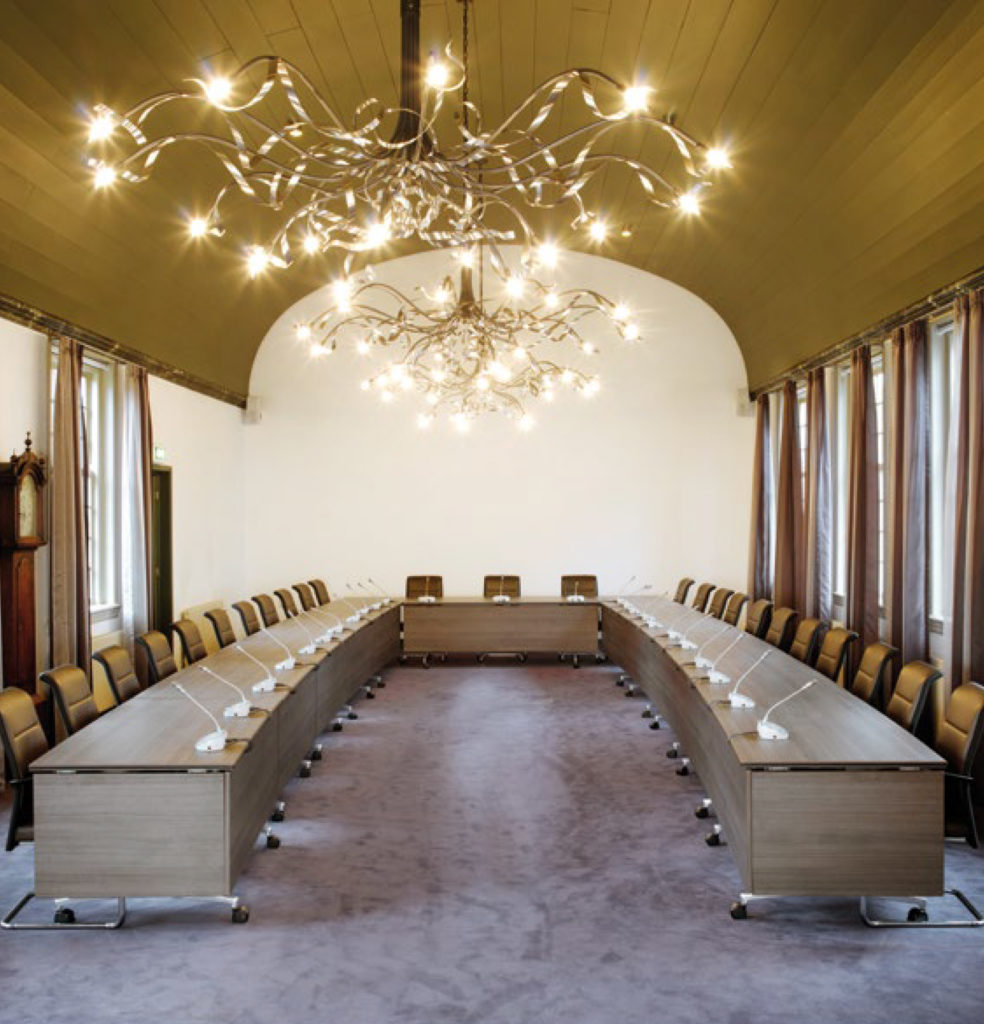 Mobile Board Room Tables - Ambience Doré