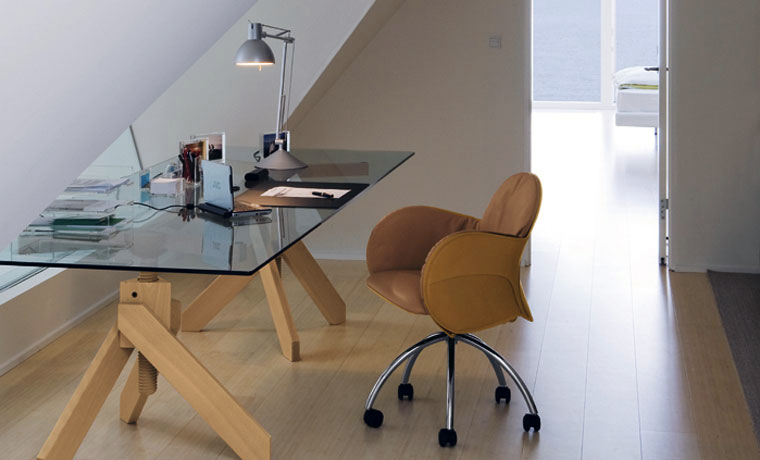 Modern Orbit Desk Chair Tan Leather - Ambience Doré