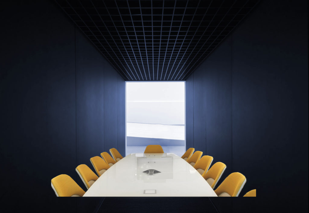 White Glass Boardroom Table - Ambience Doré