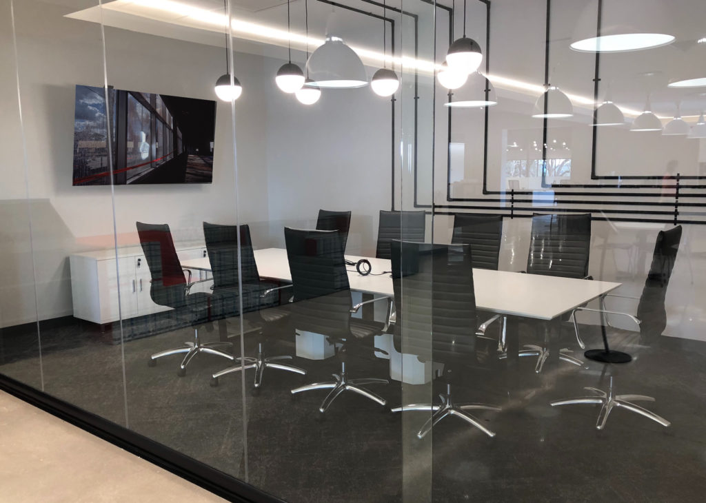 Clarion Table - Ambience Doré